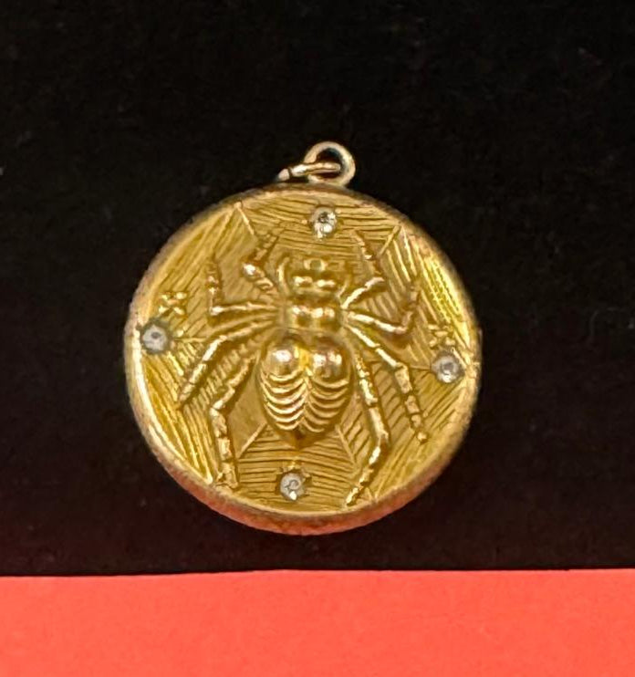 Vintage Spider pendan — Moon and Filigree